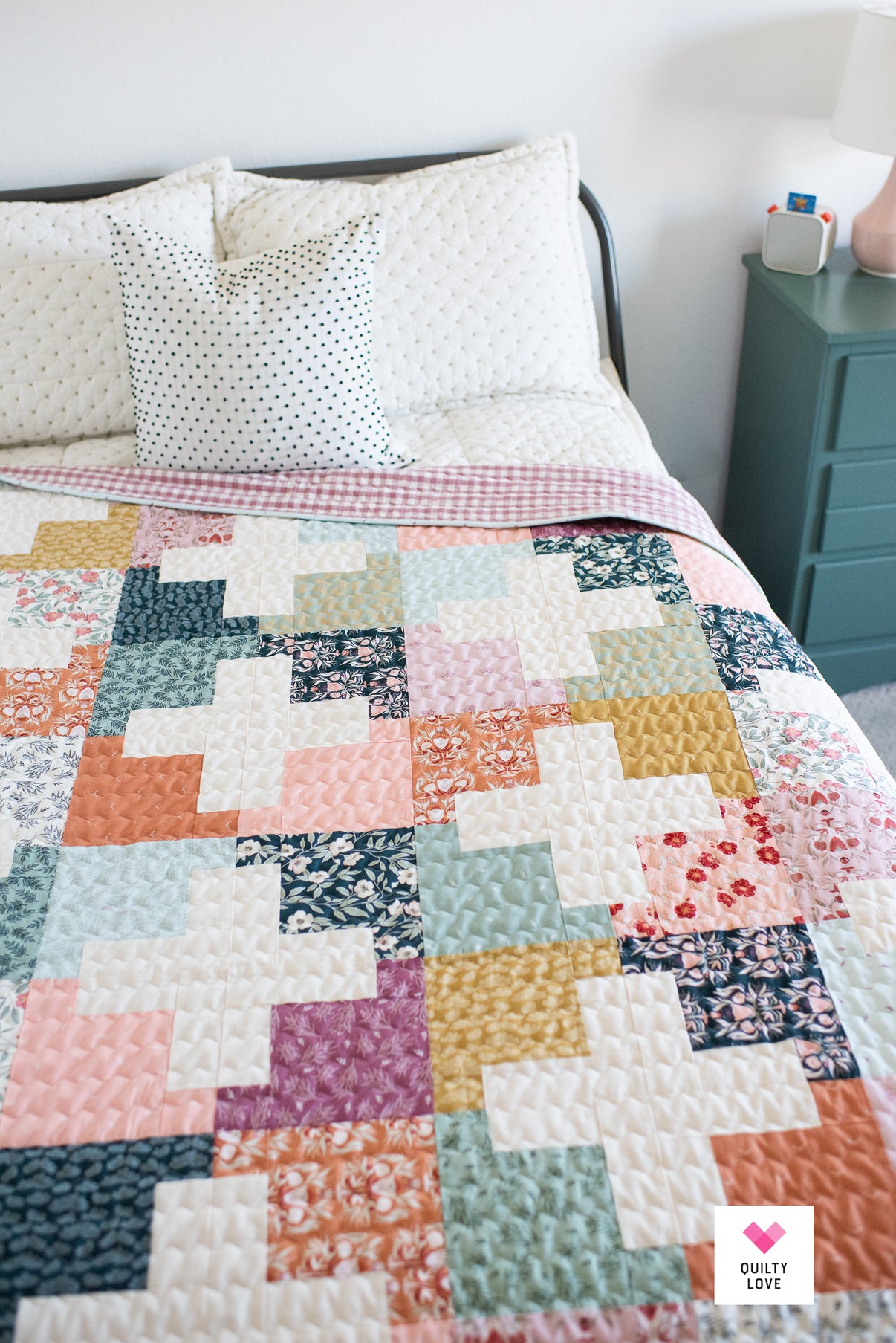 Plus Pop Printed booklet Quilt Pattern – Quilty Love