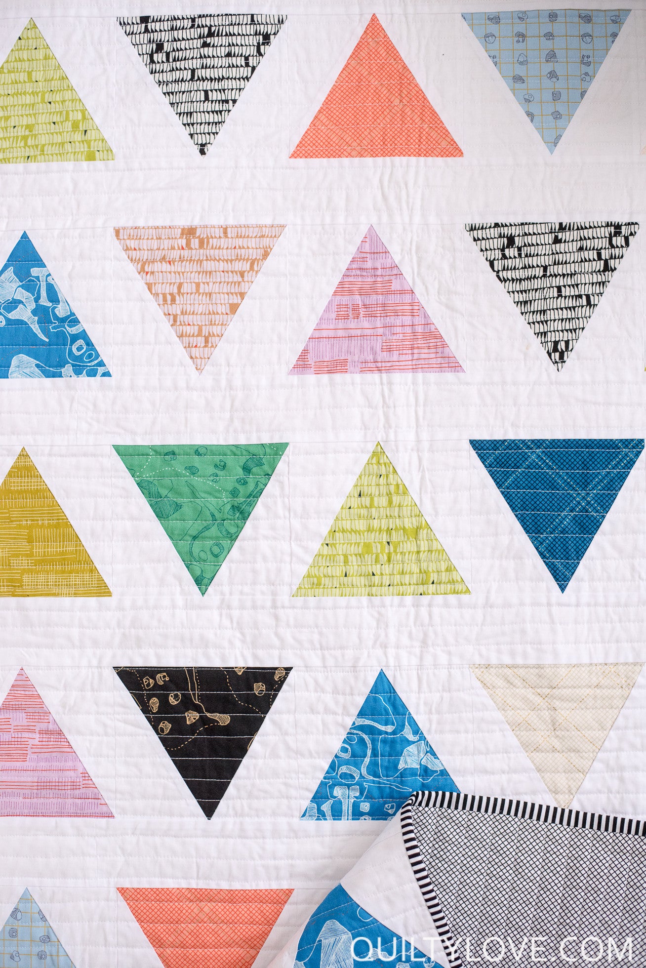 Triangle Pop PAPER quilt pattern – Quilty Love
