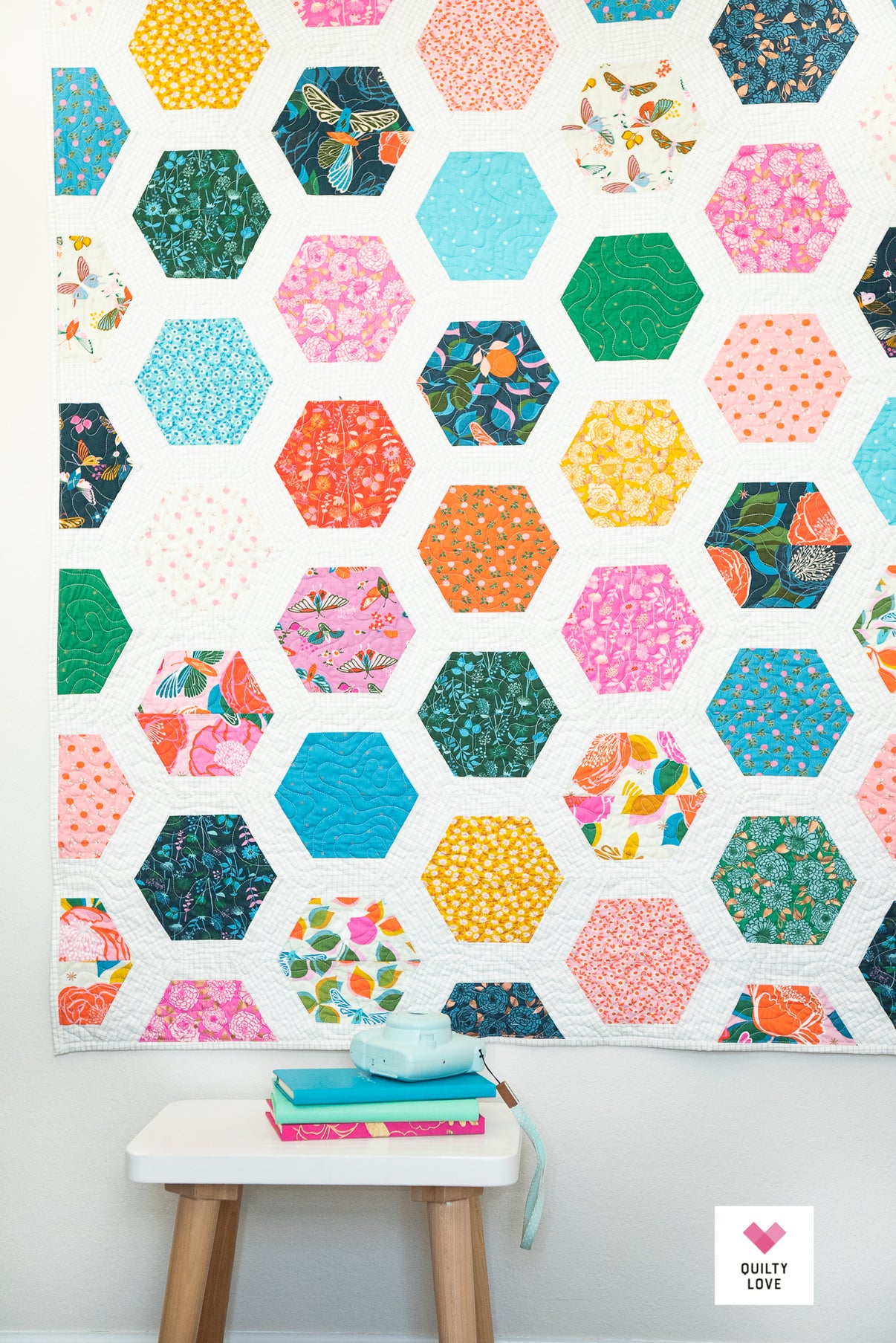 Hexie Framed PDF Quilt Pattern – Quilty Love