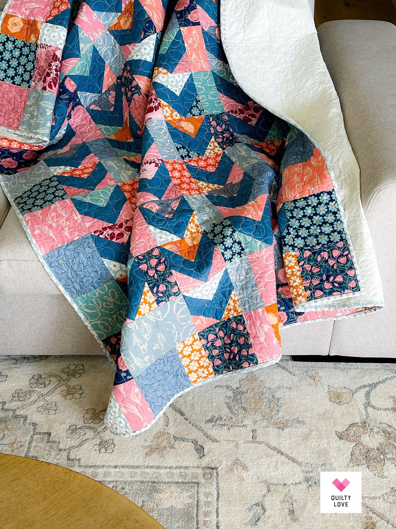 Scrappy Arrows PDF Quilt Pattern-Automatic Download – Quilty Love